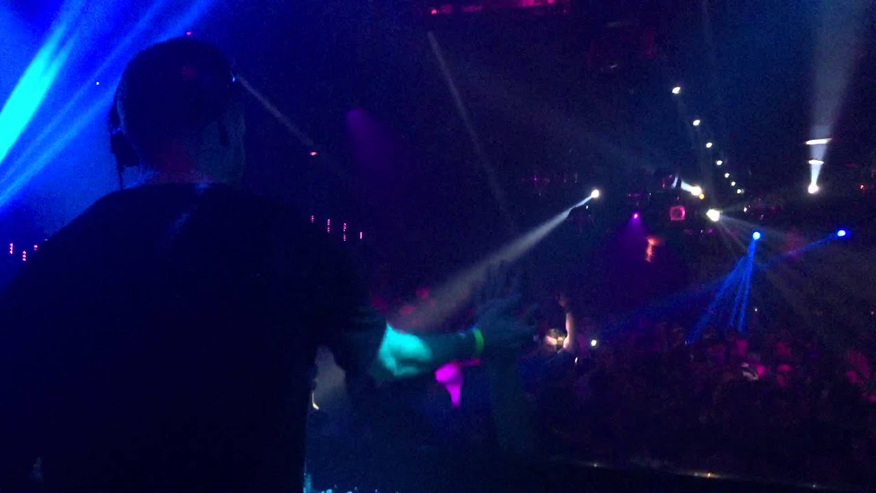 Behind the decks with DJ AC Slater for NIGHTBASS at Sound Hollywood 8 ...