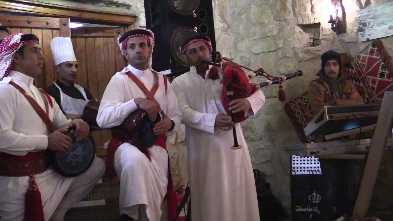 The Bedouin dance in Jordan - YouTube