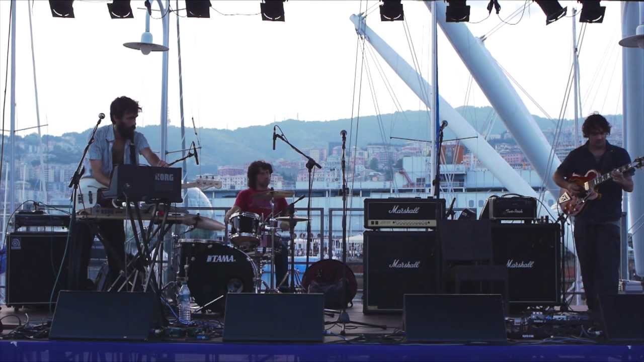 Calomito: Max Dembo - Live in Genoa Expo' - YouTube