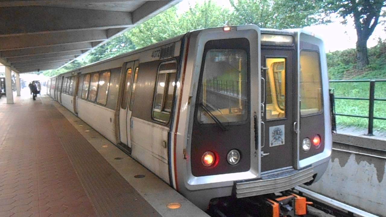 DC Metro (WMATA): Shady Grove bound Red line train at White Flint - YouTube