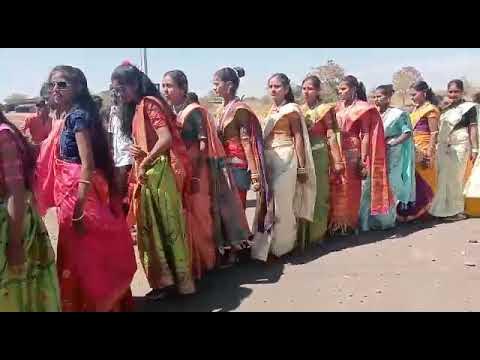 aadivasi teamli dance - YouTube
