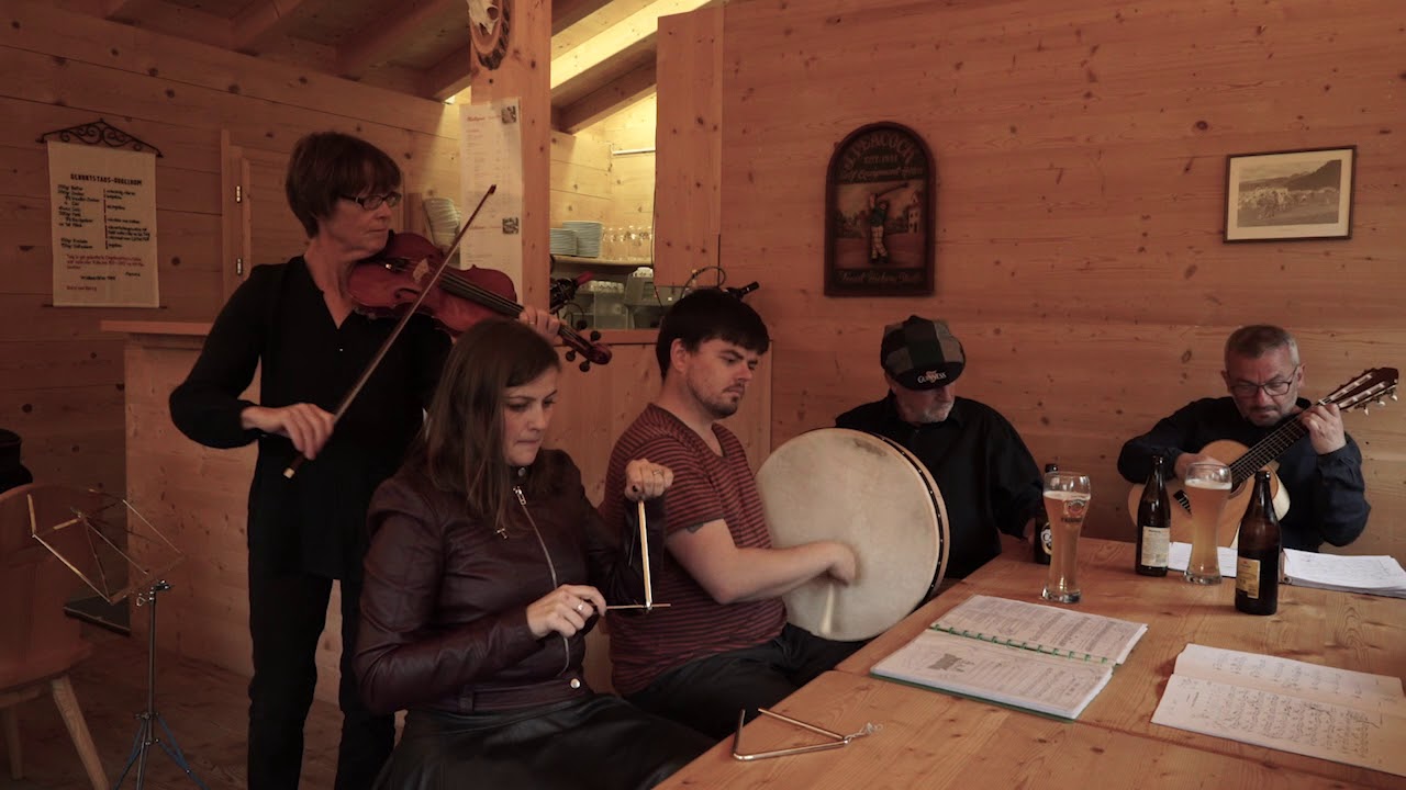 A session with The Alpine Rovers. - YouTube