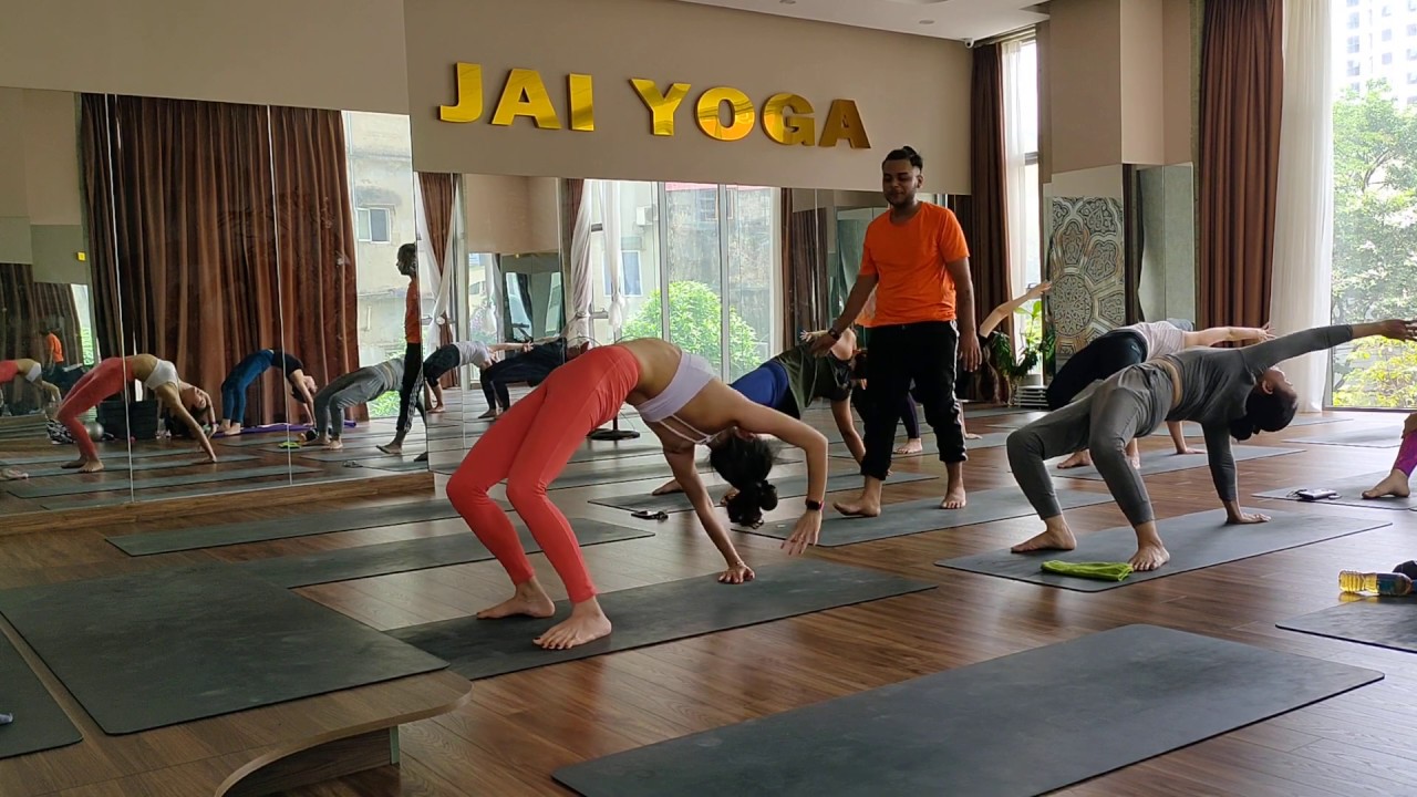 40 mins Yoga class | Power Yoga | Jai Yoga | Master Chetan - YouTube