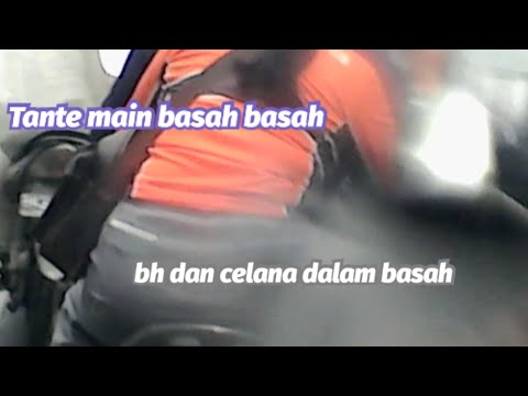 SUKA BASAH BASAH TANTE INI SERU