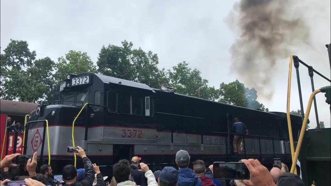 EL U34CH #3372 starts up for the first time in 30 years! | Boonton, NJ (9/29/2024) - YouTube