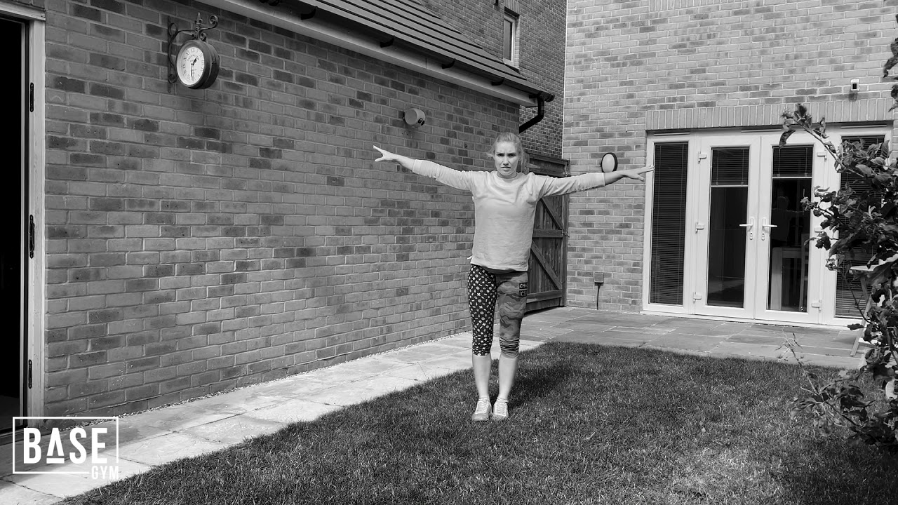 BASE GYM | How To: Front Scale - YouTube