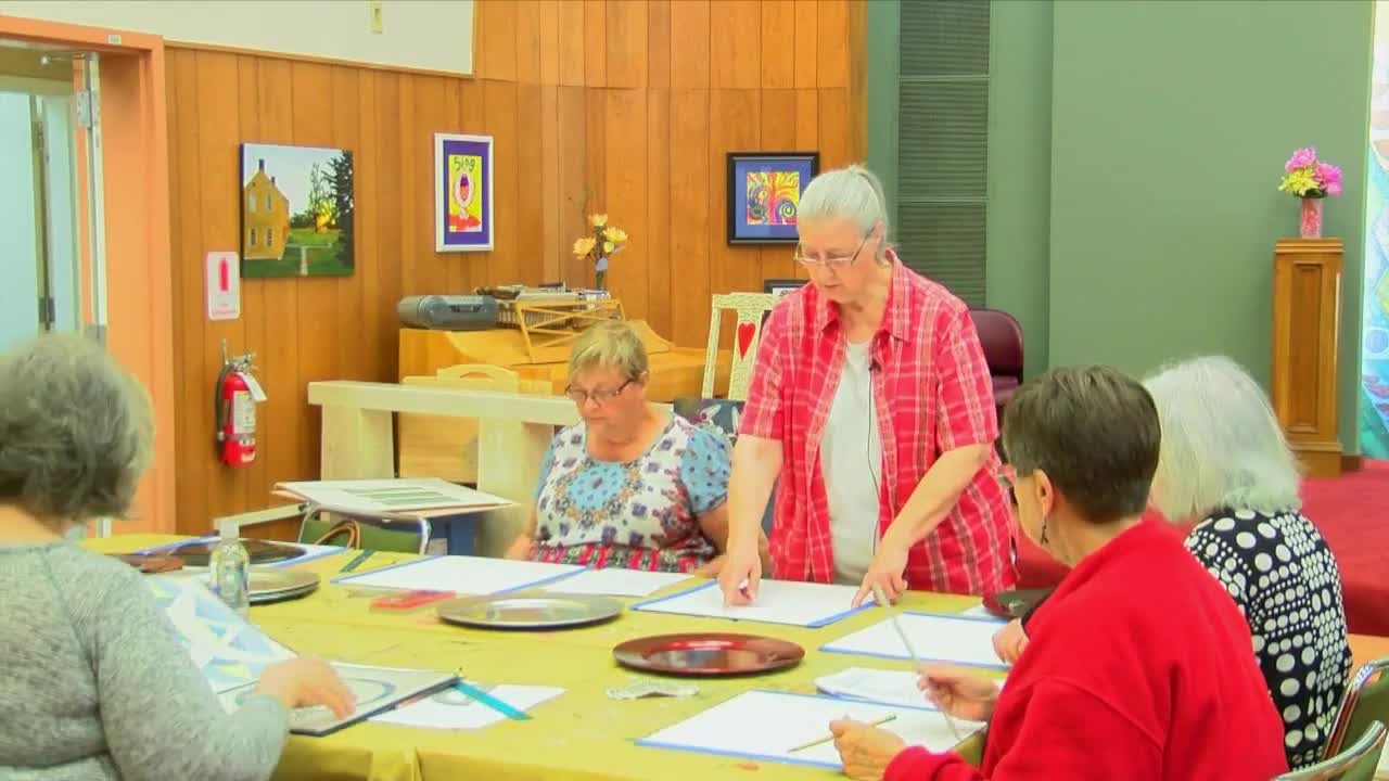 Mercy Hospital downtown art healing workshops - YouTube