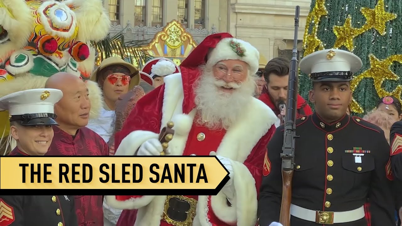 Santa Claus enlists 'elves-in-training' to make toys for children in ...