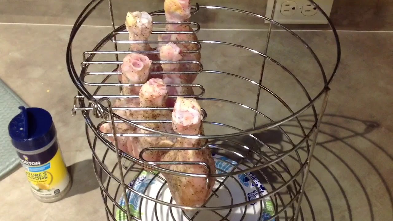 Chicken Legs Cooked to Perfection on the Big Easy Infrared Grill - YouTube