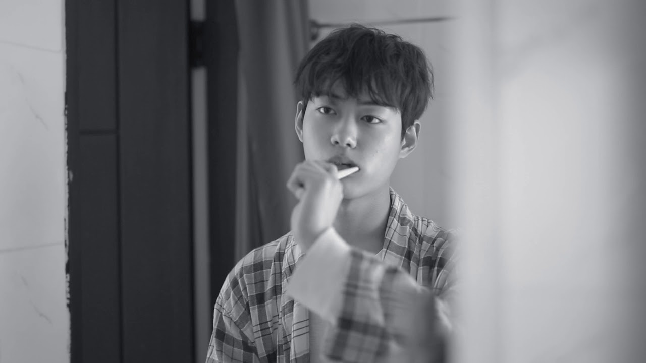 문문 (MoonMoon) - 사람없인 사람으로 못살아요 [Teaser] - YouTube