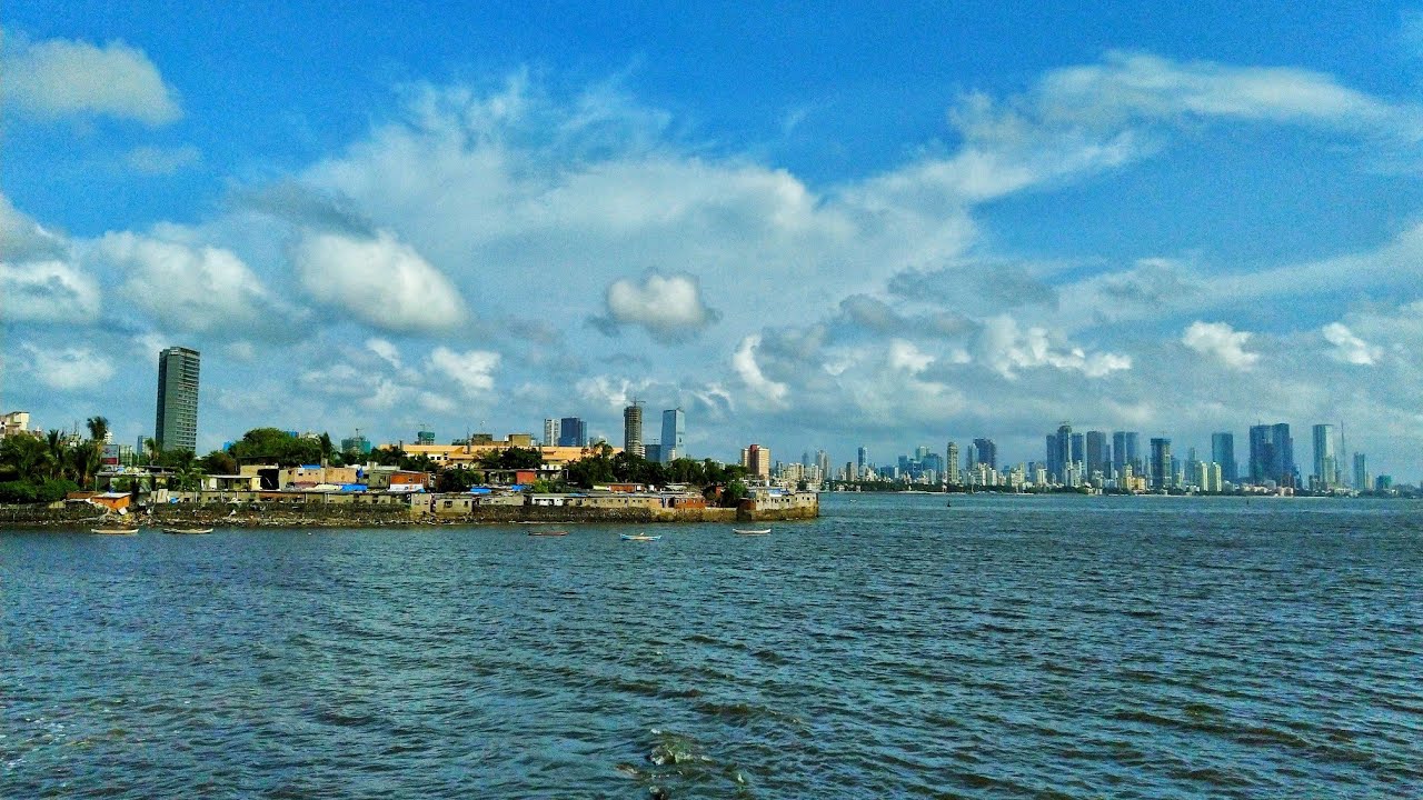 Bandra Tour After Lockdown | Bandra Station | Bandra Reclamation ...