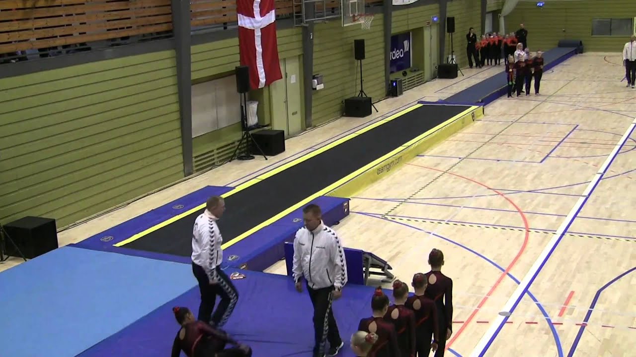 Teamgym Greve 2010 Mini Herlev Masters Trampet - YouTube