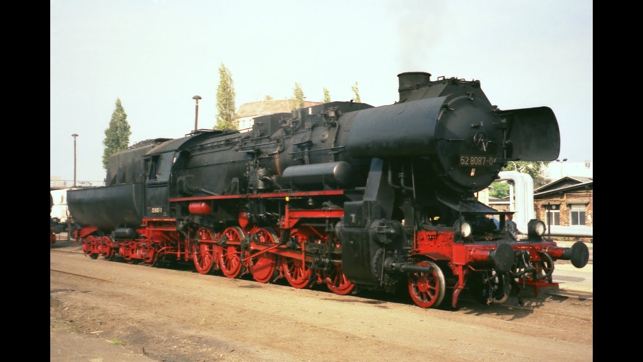 DRB Class 52 Locomotive (edit) - YouTube