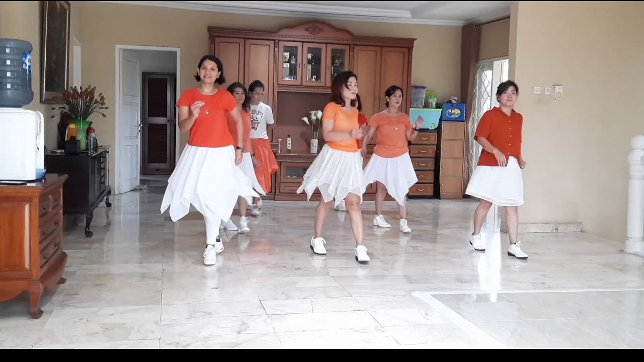 Best Of Us - Line Dance (MLD Lakeside Dance Class) - YouTube