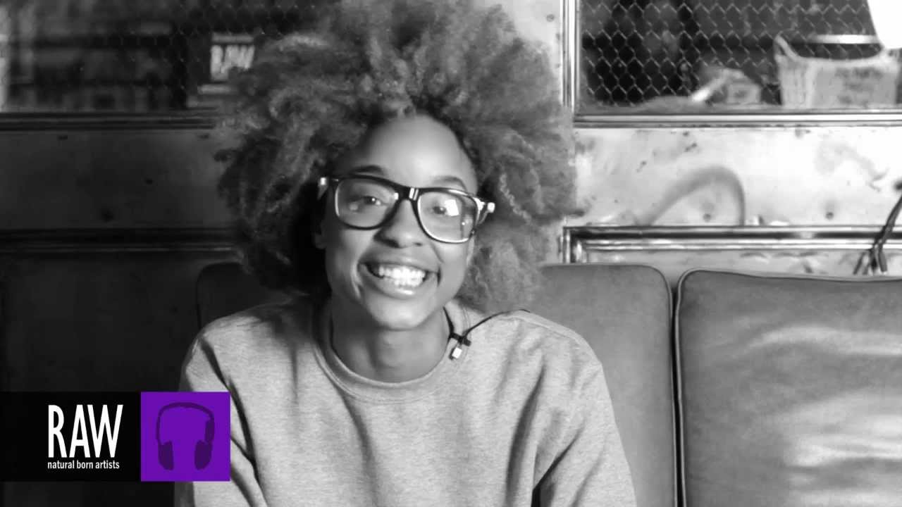 REESA RENEE at RAW:Washington DC Marvel 04/28/2013 - YouTube