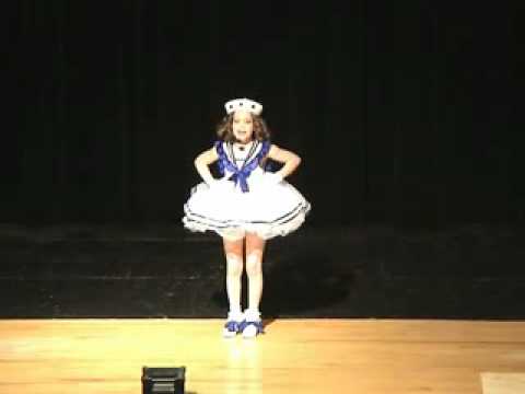 Molly Clark, Age 7, singing "Good Ship Lollipop" - YouTube