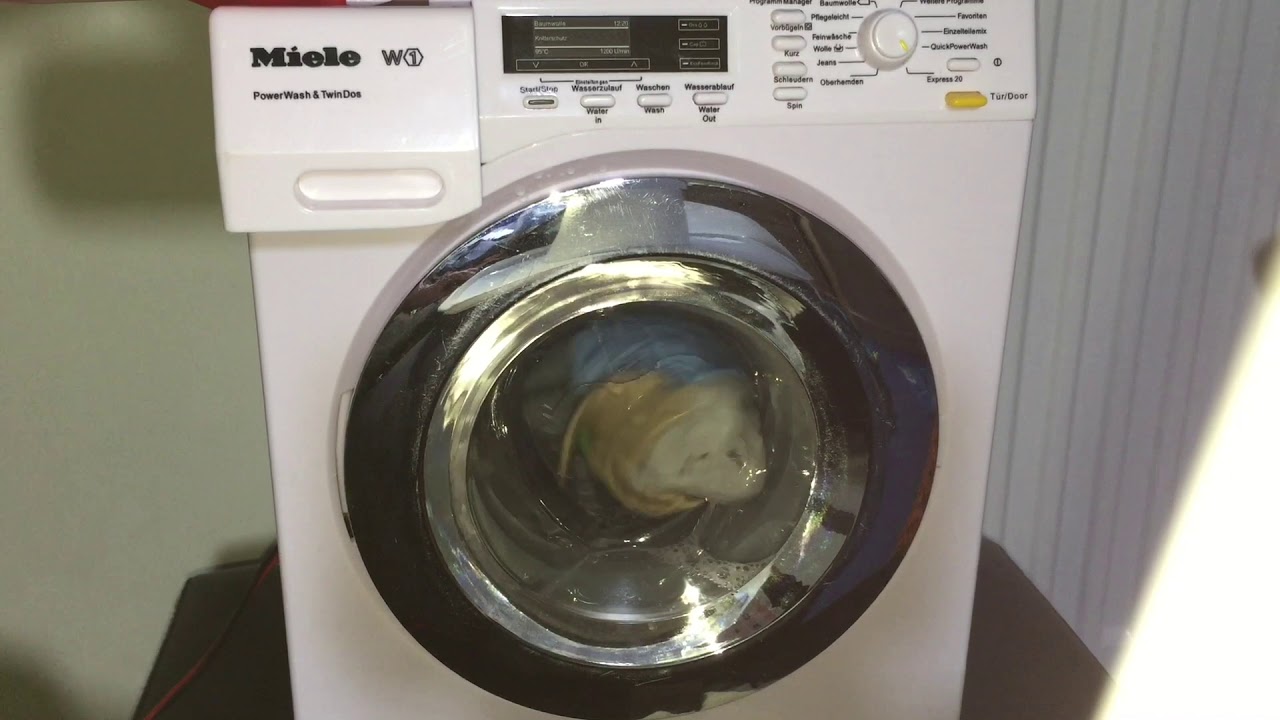 Miele W1 toy washing machine modified | synthetics 30°C - YouTube