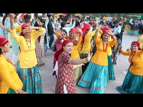 Jaunsari Band Baja Dance !! Pahari Jaunpuri traditional Dress ...