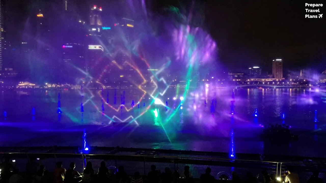 Marina Bay Sands: Spectra Light and Water Show - YouTube