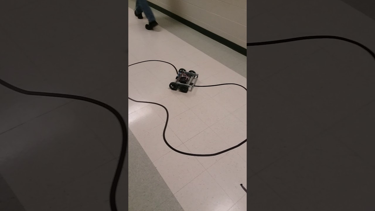 VEX Robotics line follower - YouTube