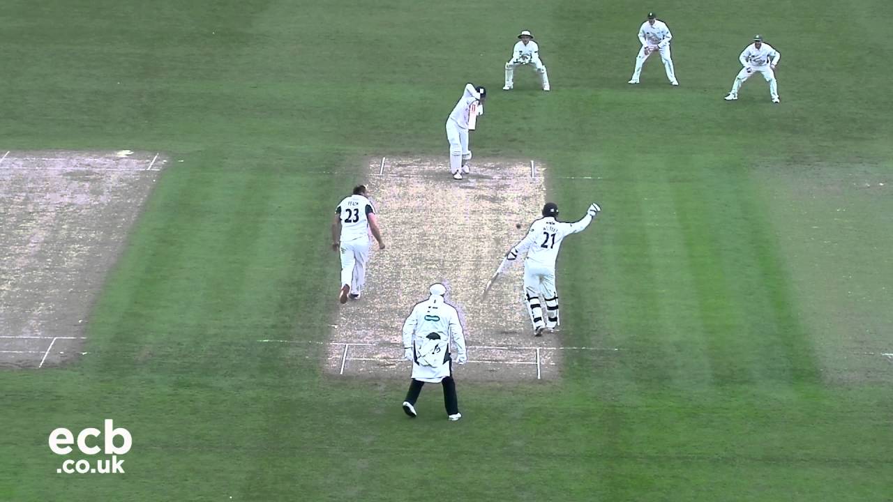 Cook and Westley keep Essex on top - Day 2 - YouTube
