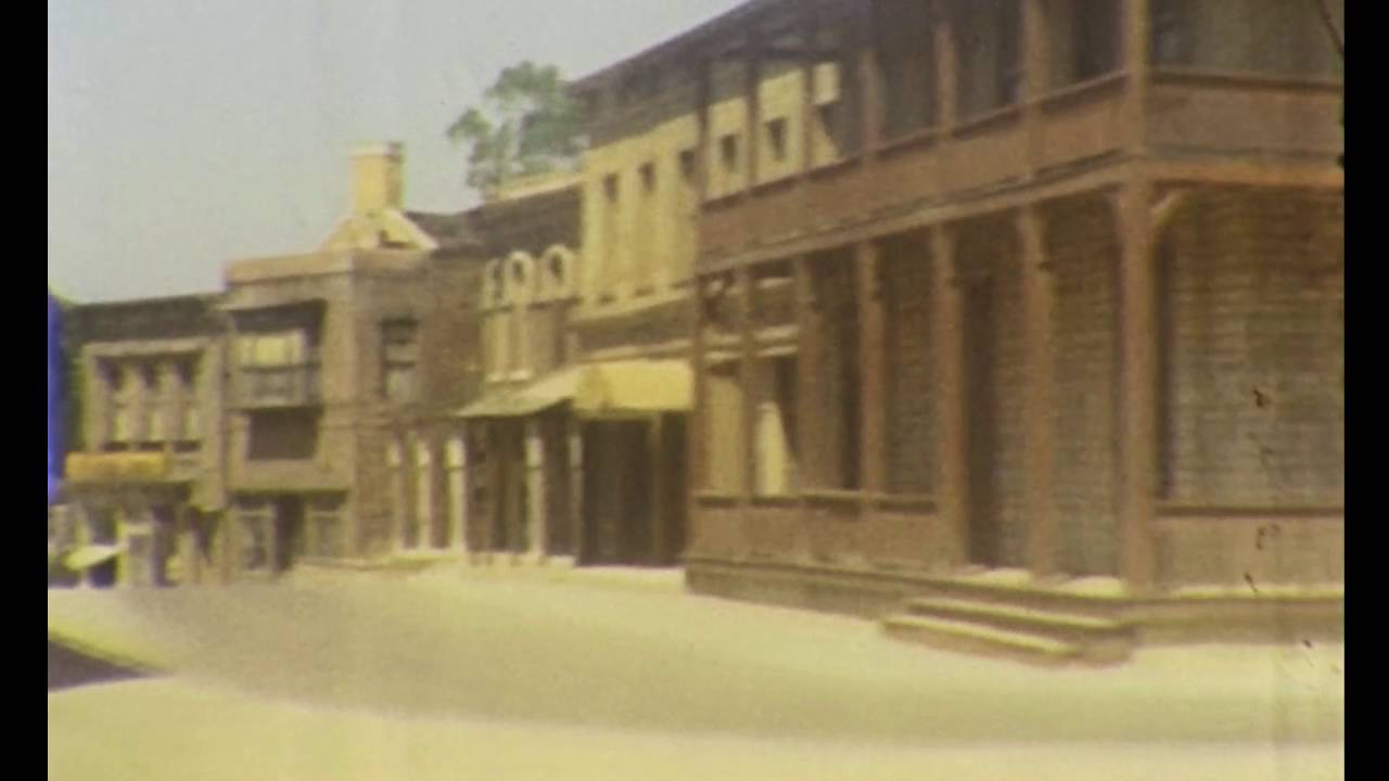 Universal city studios tour 1982 - YouTube