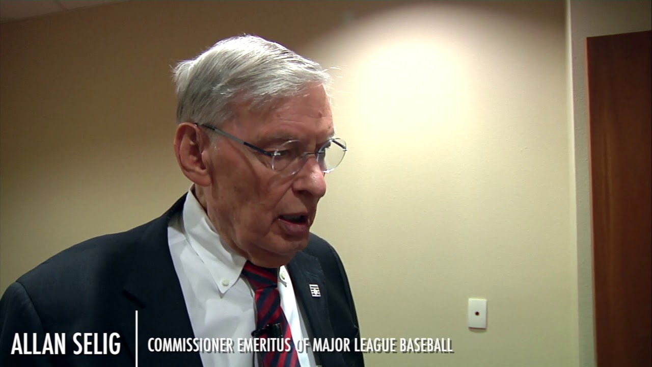 Commissioner Selig: Don't ever quit - YouTube