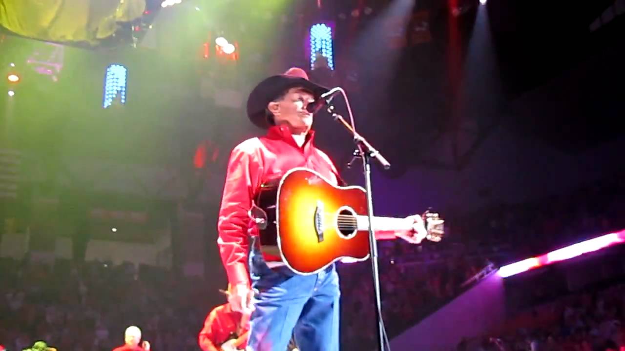 George Strait performing "Heartland" from his movie "Pure Country ...