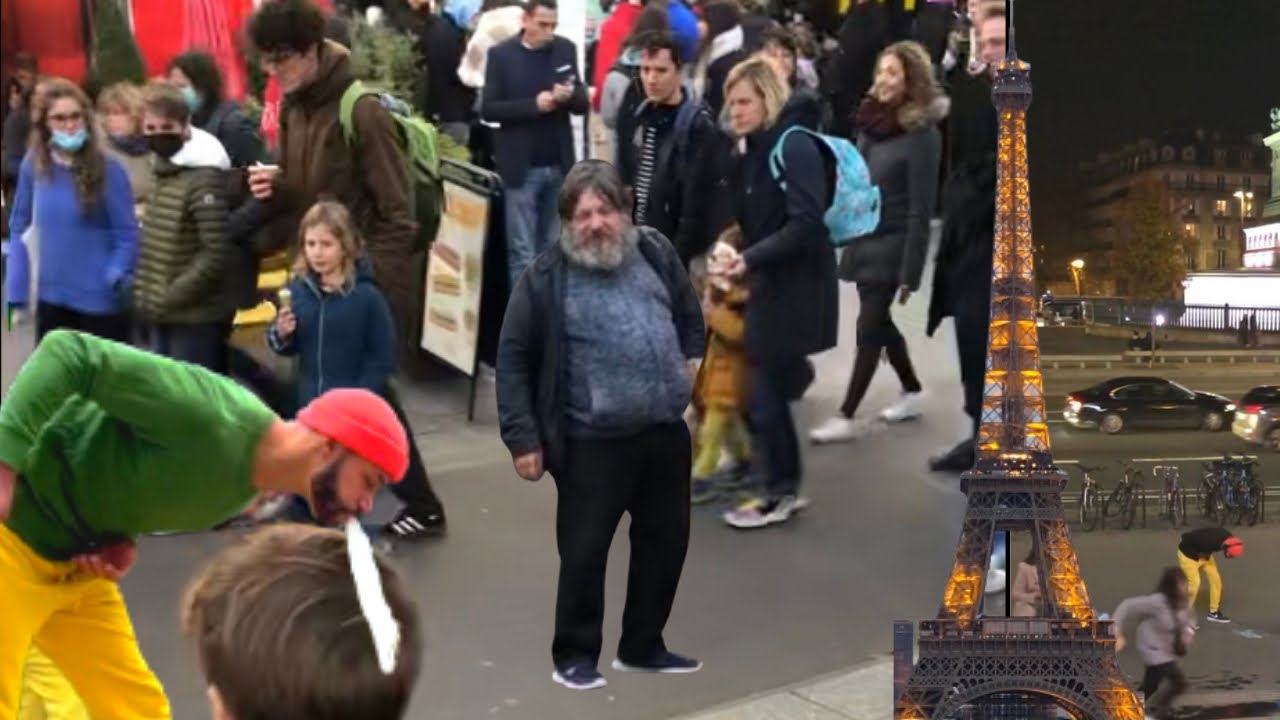 Prank Vomir en public (throw up in public) - YouTube