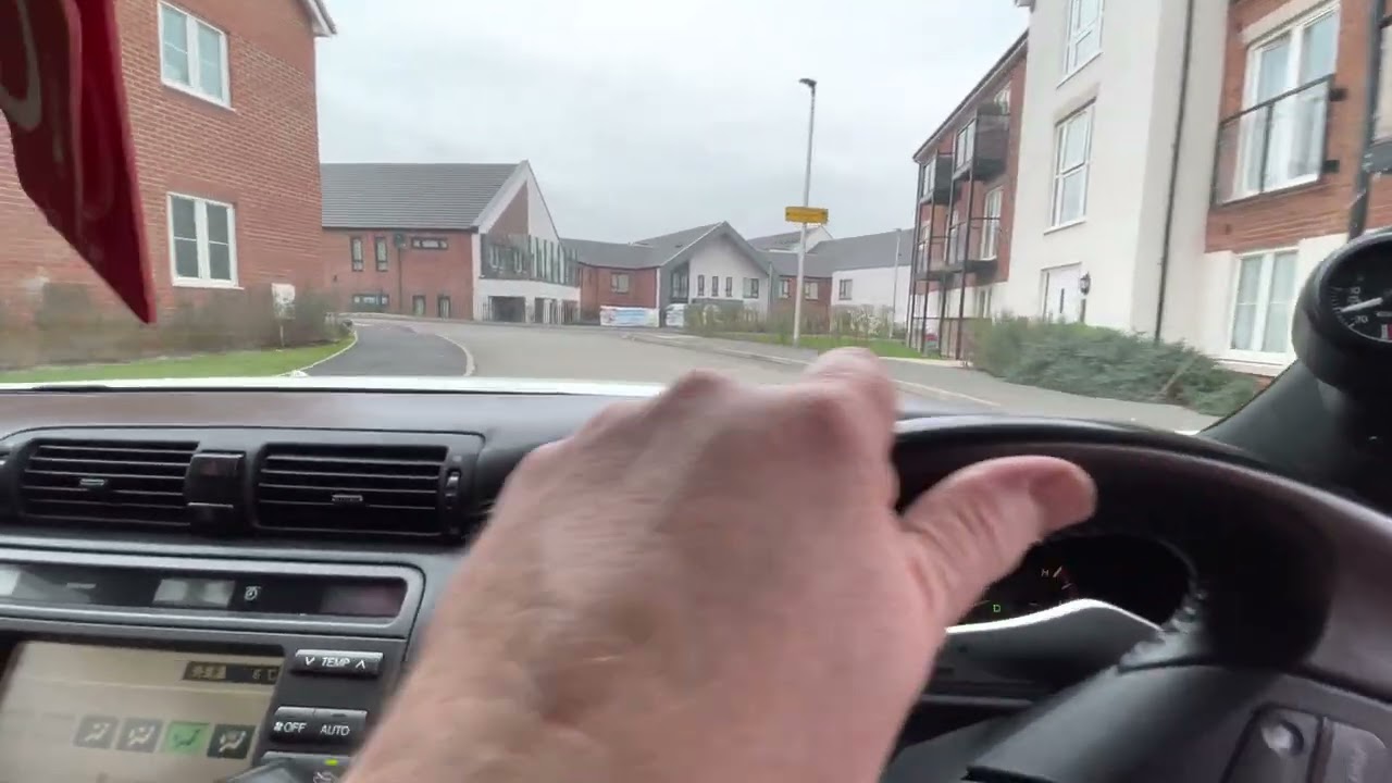 Toyota Crown Athlete V - JZS171W - Quick test drive BoV noises :) - YouTube