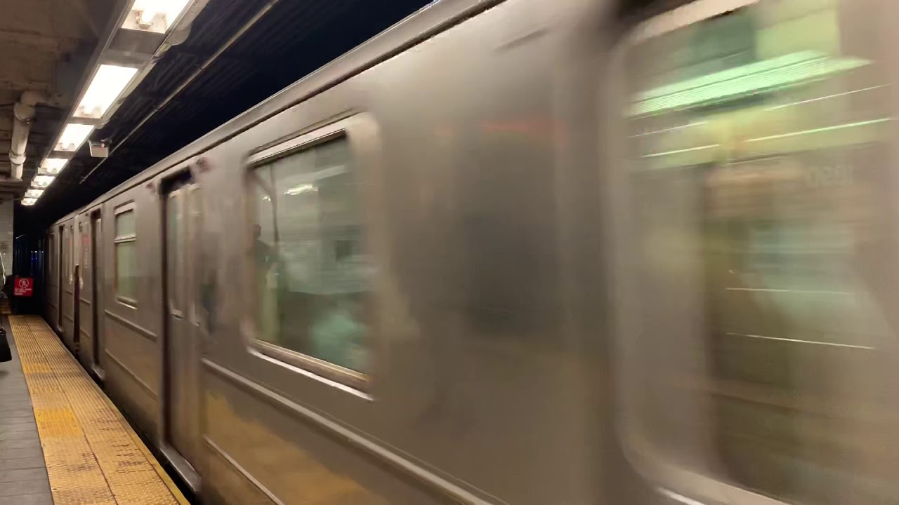 MTA Subway - R62 (3) At 72 St - YouTube