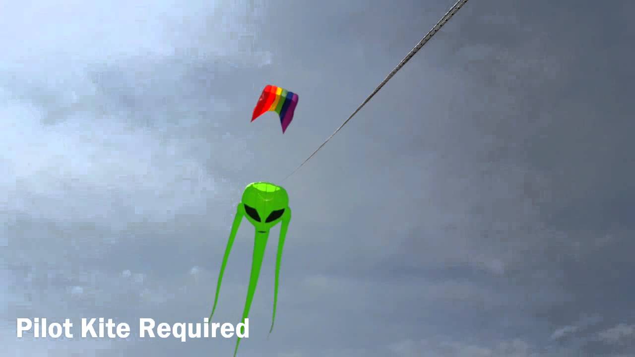 32 Alien Kite - YouTube