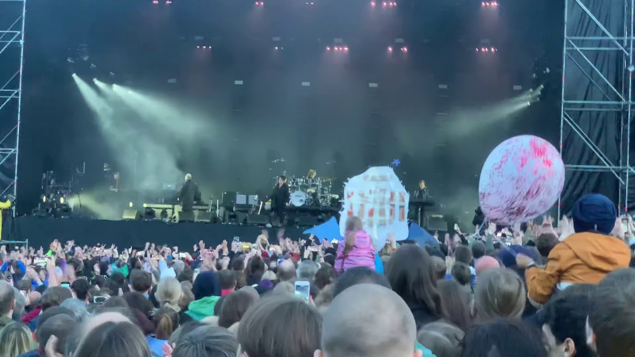 The Cure Plainsong Picnic Afisha Moscow 2019 - YouTube