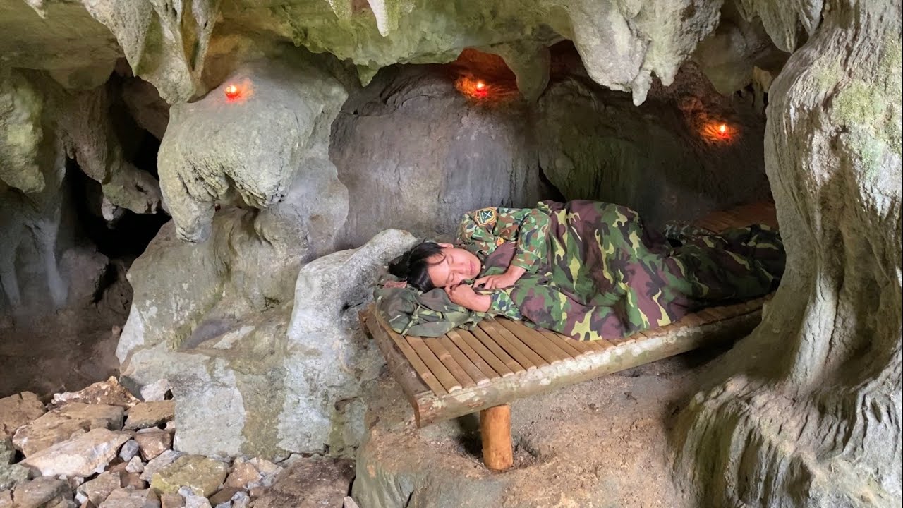 Build a beautiful and comfortable cave shelter - YouTube