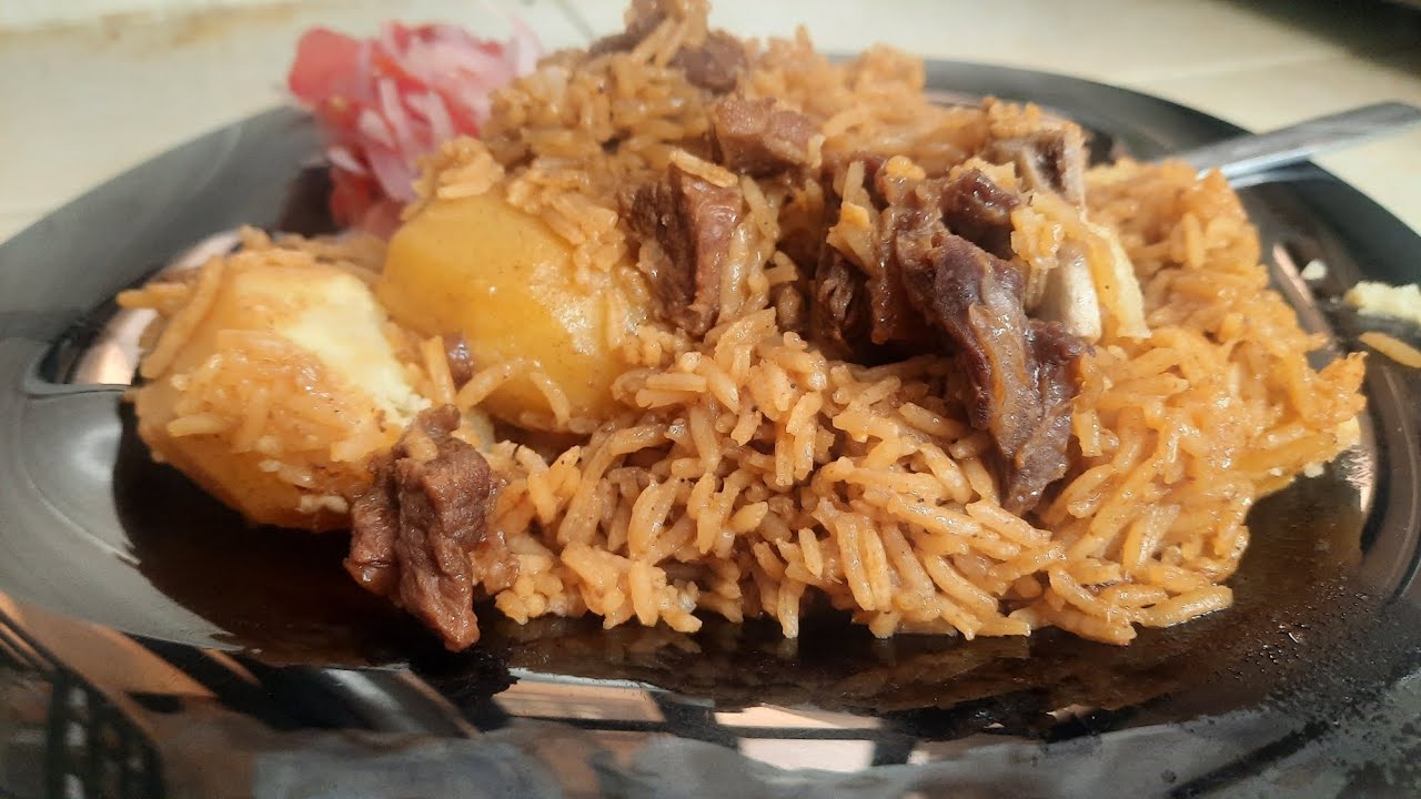 Cook With Me Swahili Beef Pilau |Living Alone Vlogs - YouTube