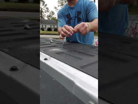 How to: tying snagging rig/paddlefish/spoonbill - YouTube