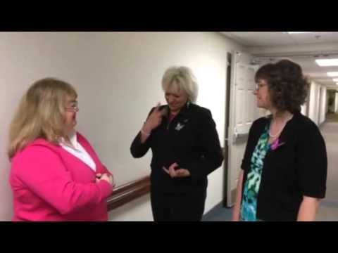 Deaf Women of Ohio ASL - YouTube