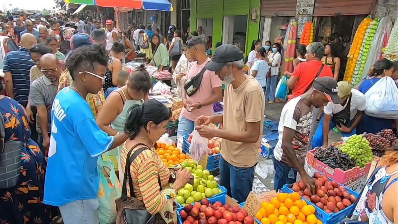 Walking crowded Port-Louis POV mauritius ASMR 30dec2023 - YouTube