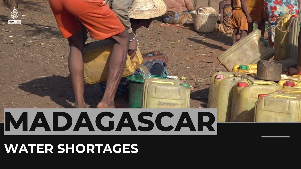 Madagascar drought: Millions suffer as water supplies dry up - YouTube