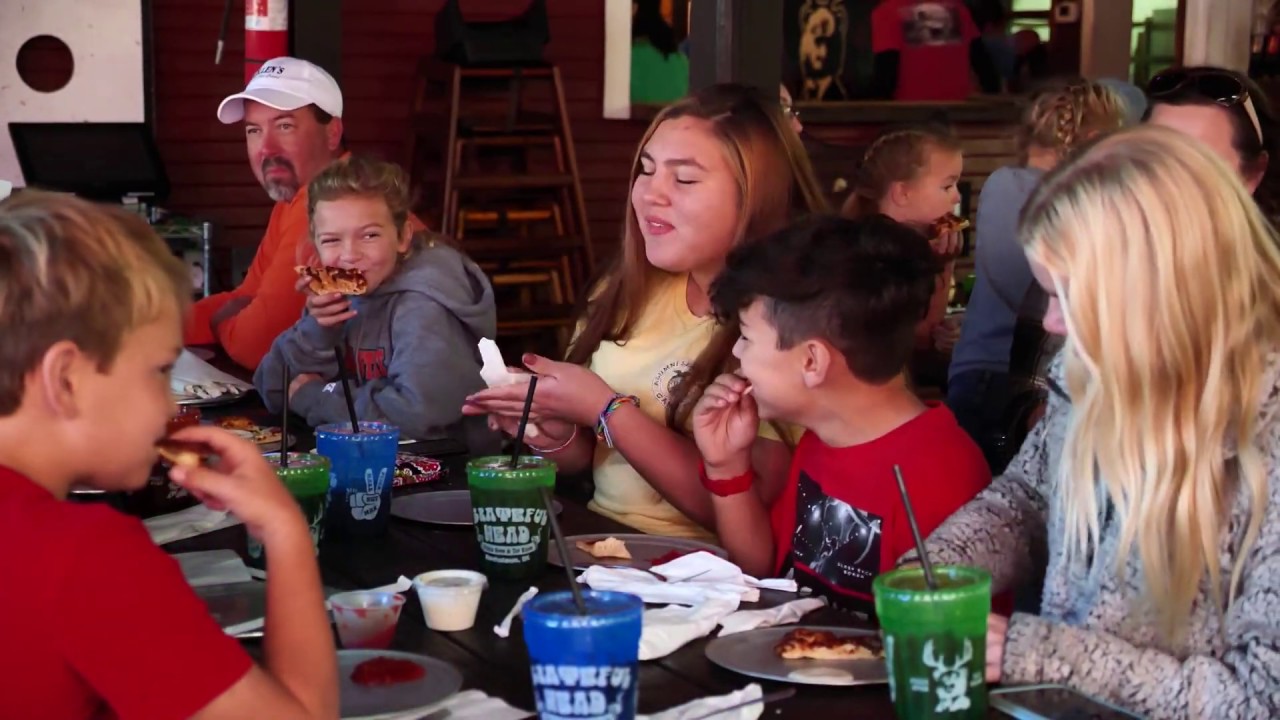 Grateful Head Pizza Oven & Taproom - YouTube