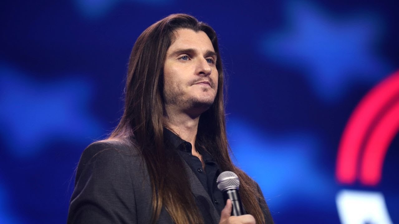 LIVE: Conservative activist Scott Presler speaks in Minnesota - YouTube