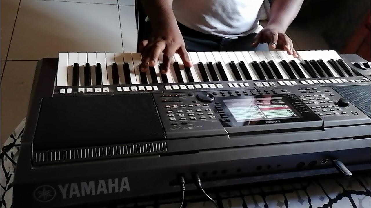 Zukiseka by Ozayo ndamase played by Yamaha - YouTube