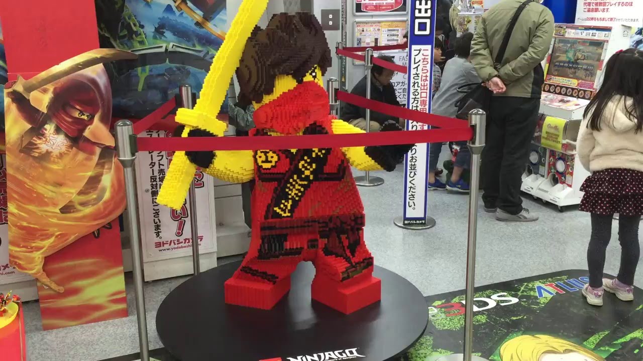 Yodobashi - Akiba - NinjaGo Kai Giant LEGO Figure - YouTube