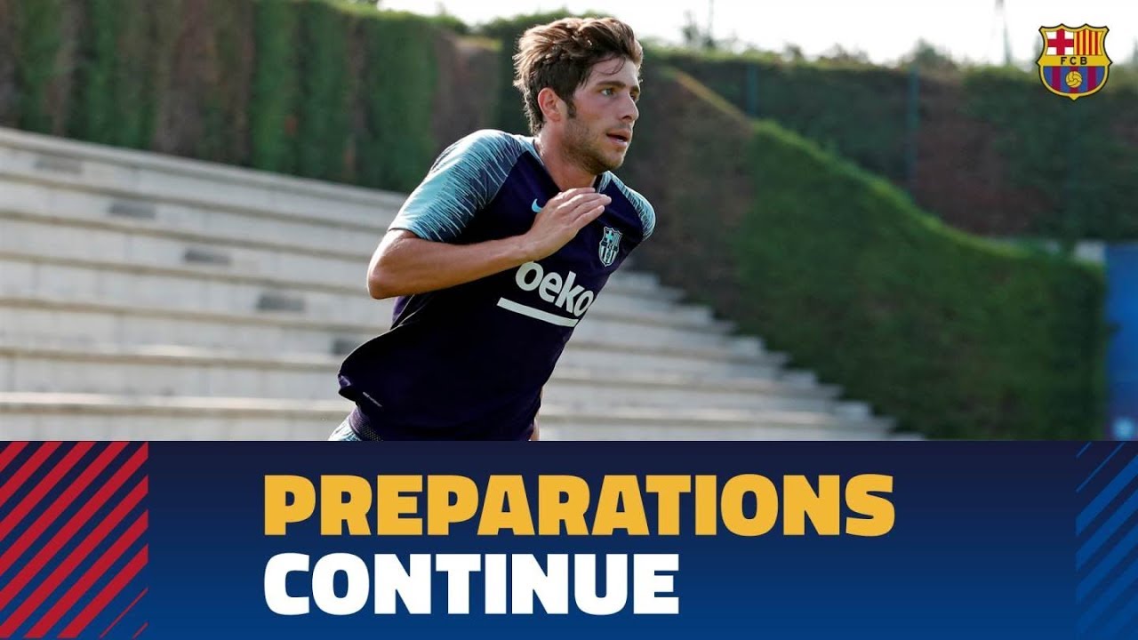 Training continued for the first team at the Ciutat Esportiva Joan ...