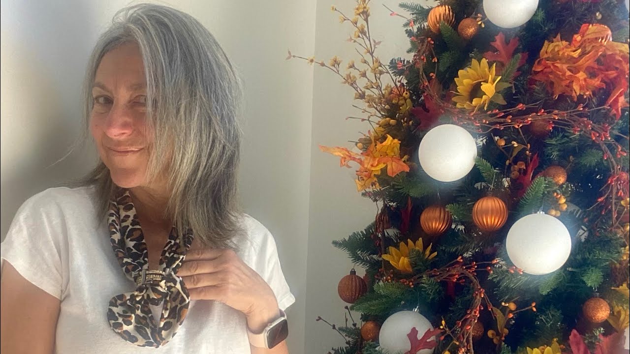 Scarf clips & creating a diy fall tree- PERFECT for fall! #scarves # ...