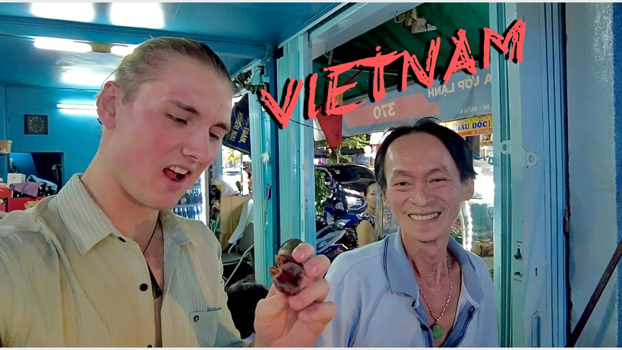 Cheap Eats Vietnam in Saigon Mafia Hood 🇻🇳 - YouTube