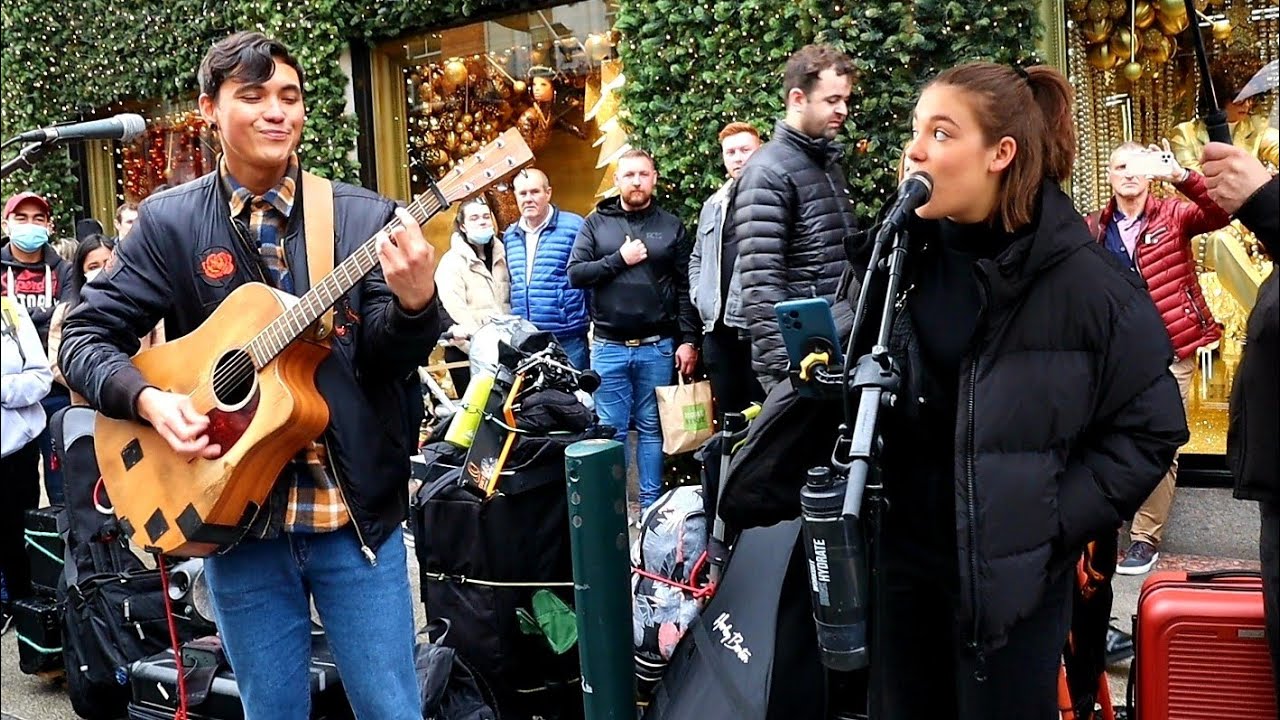 WATCH how he LOOKS at HER. SHALLOW Lady Gaga & Bradley Cooper | Allie ...