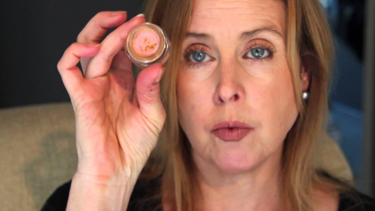 Tom Ford Sphinx Cream Color for Eyes Review and Swatches - YouTube