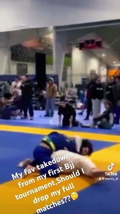 The best takedowns from my first BJJ Tournament - YouTube