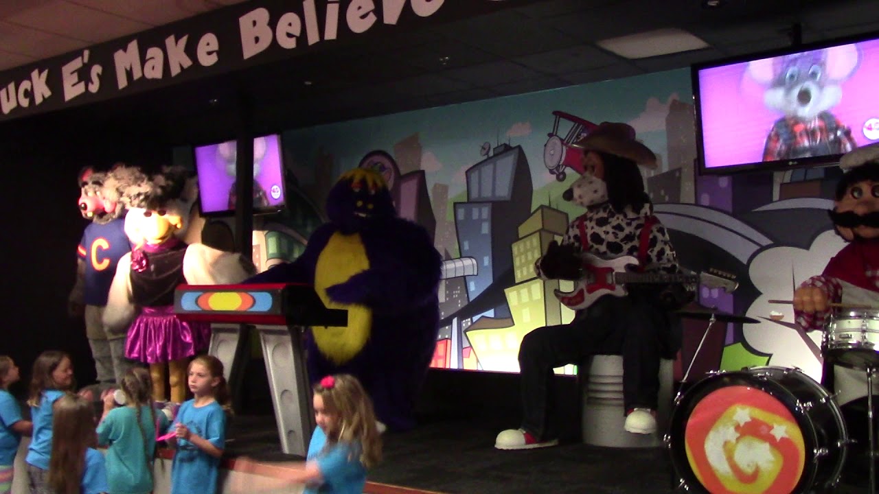 Trio | Chuck E. Cheese's - Springfield, IL - YouTube